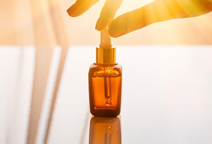 Ingredientul anti-aging care face valuri în 2026. Tot mai multe femei ...